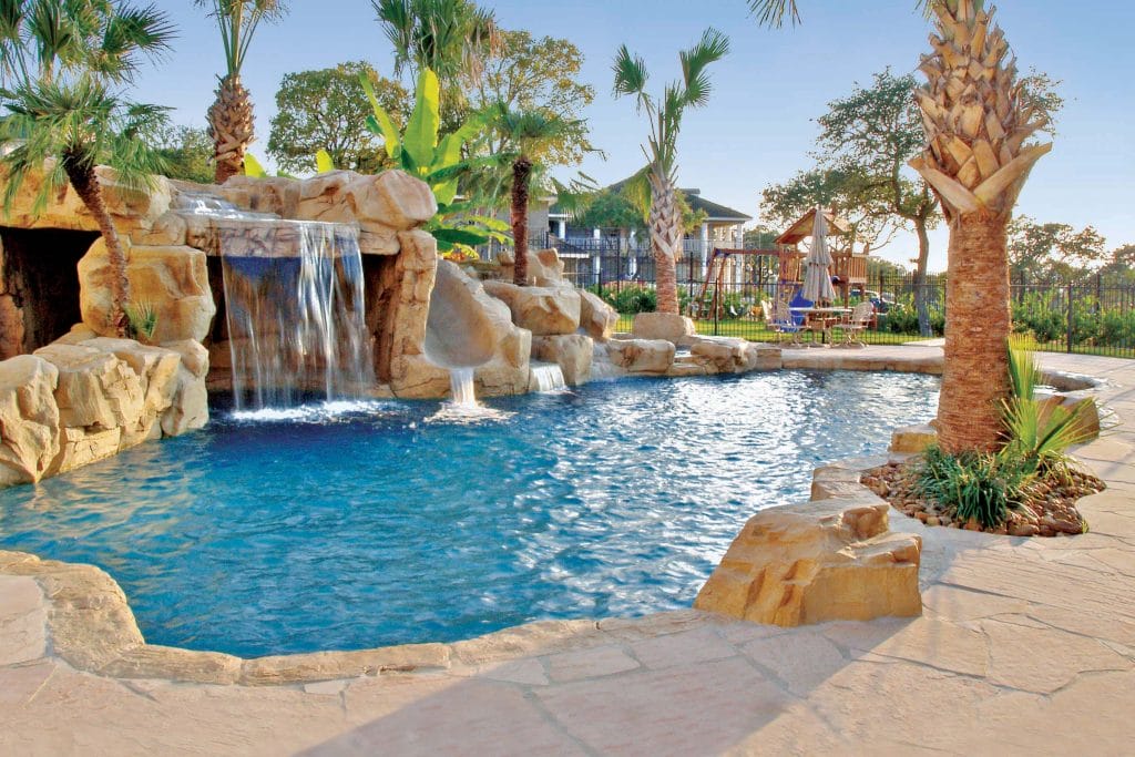 New Pools - Blue Haven Custom Swimming Pool and Spa Builders